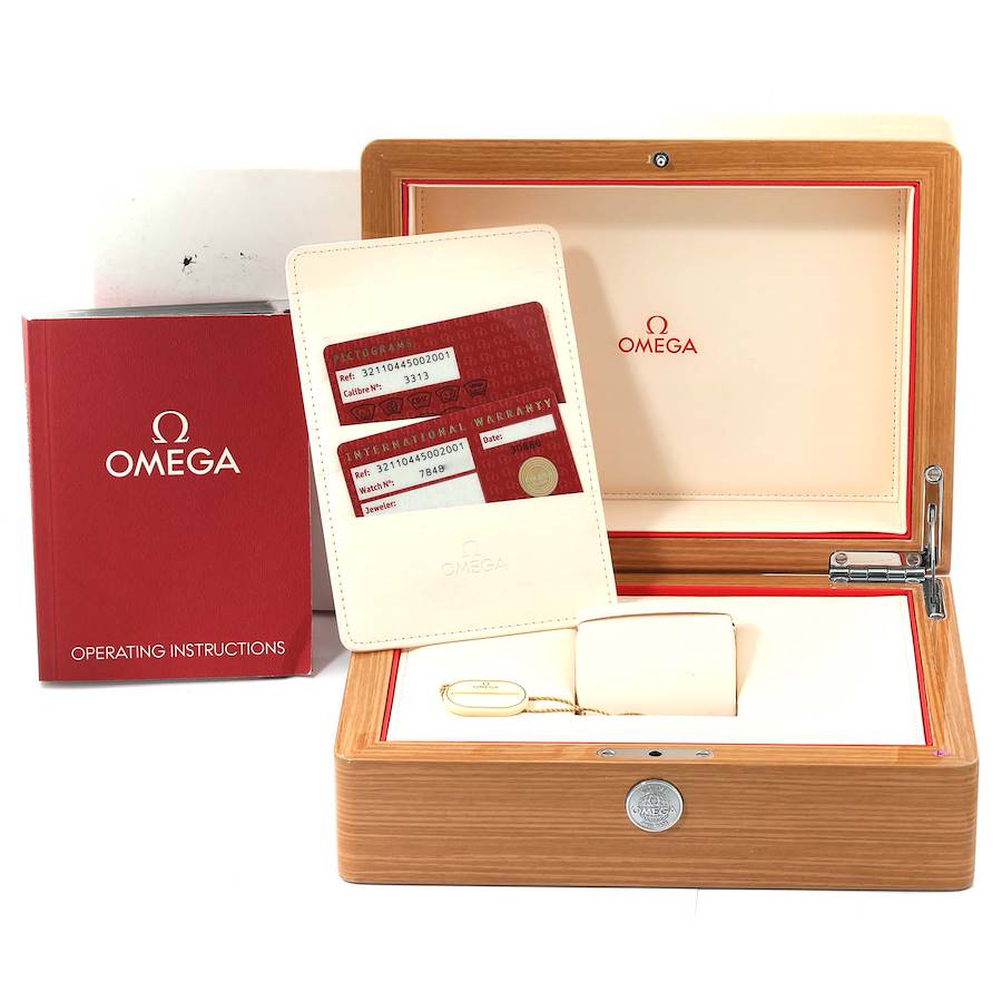 Omega Speedmaster Stainless Steel 321.10.44.50.02.001 | Stock 61872 ...