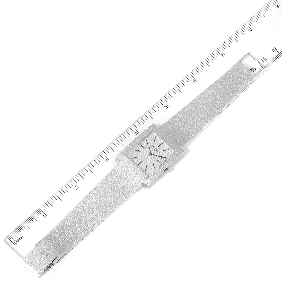 Patek Philippe Vintage White Gold 3553/1 | Stock 36241 | SwissWatchExpo