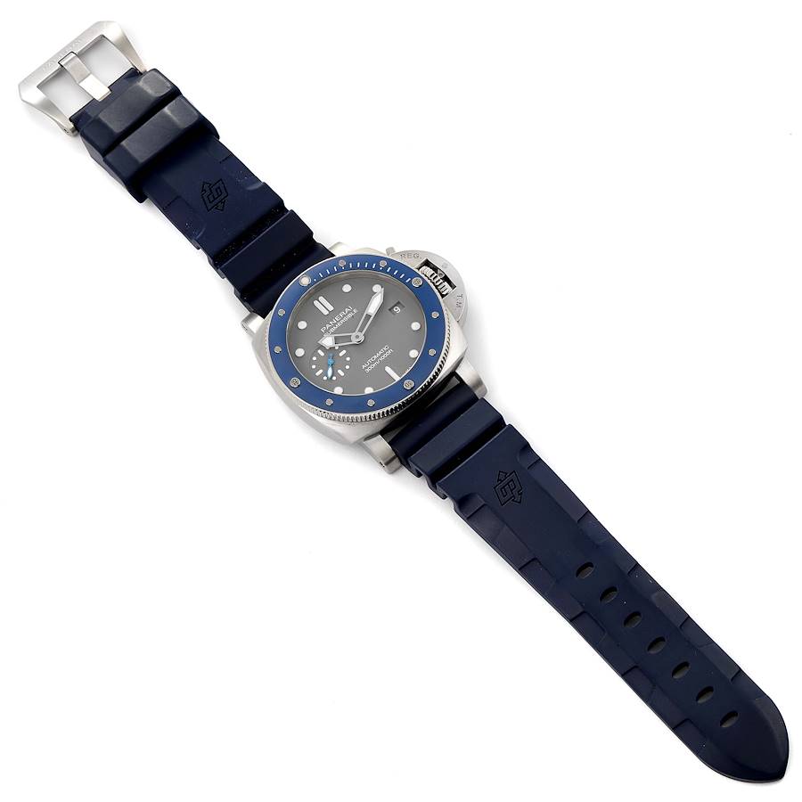 Panerai Submersible Stainless Steel PAM00959 | Stock 36485 | SwissWatchExpo