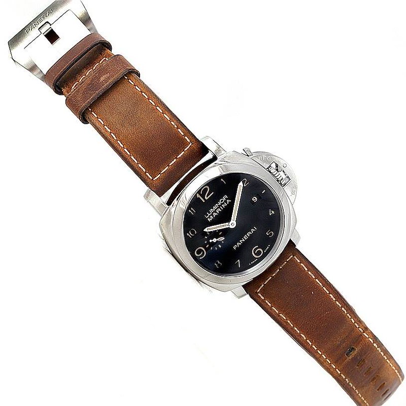 Panerai Luminor Stainless Steel PAM00359 | Stock 8399 | SwissWatchExpo